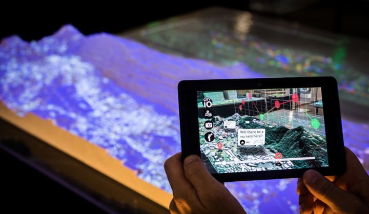 AR Is Transforming Tech. What Can It Do for Cities? | Data-Smart City ...